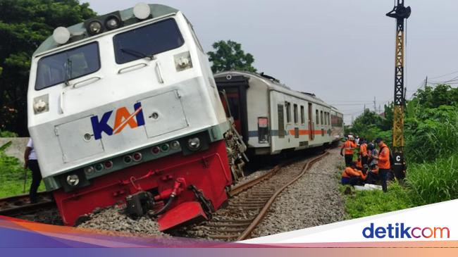 Penampakan KA Pandalungan yang Anjlok di Sidoarjo