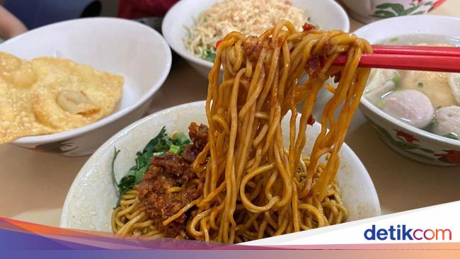 Yamin dan Mie Rica yang Lezat dari Bakmi Legendaris di Bandung