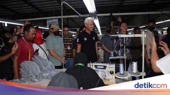Ganjar Serap Aspirasi Buruh Pabrik di Banjarnegara