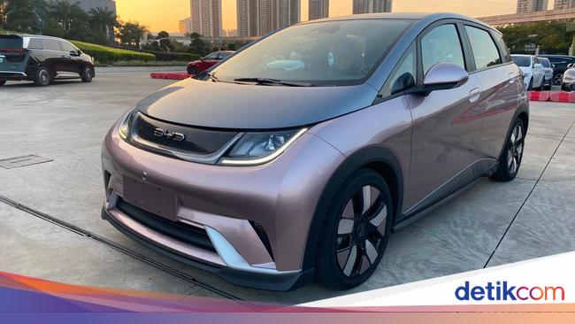BYD Tebar Teaser, Mobil Listrik Ini Bakal Meluncur di Indonesia?