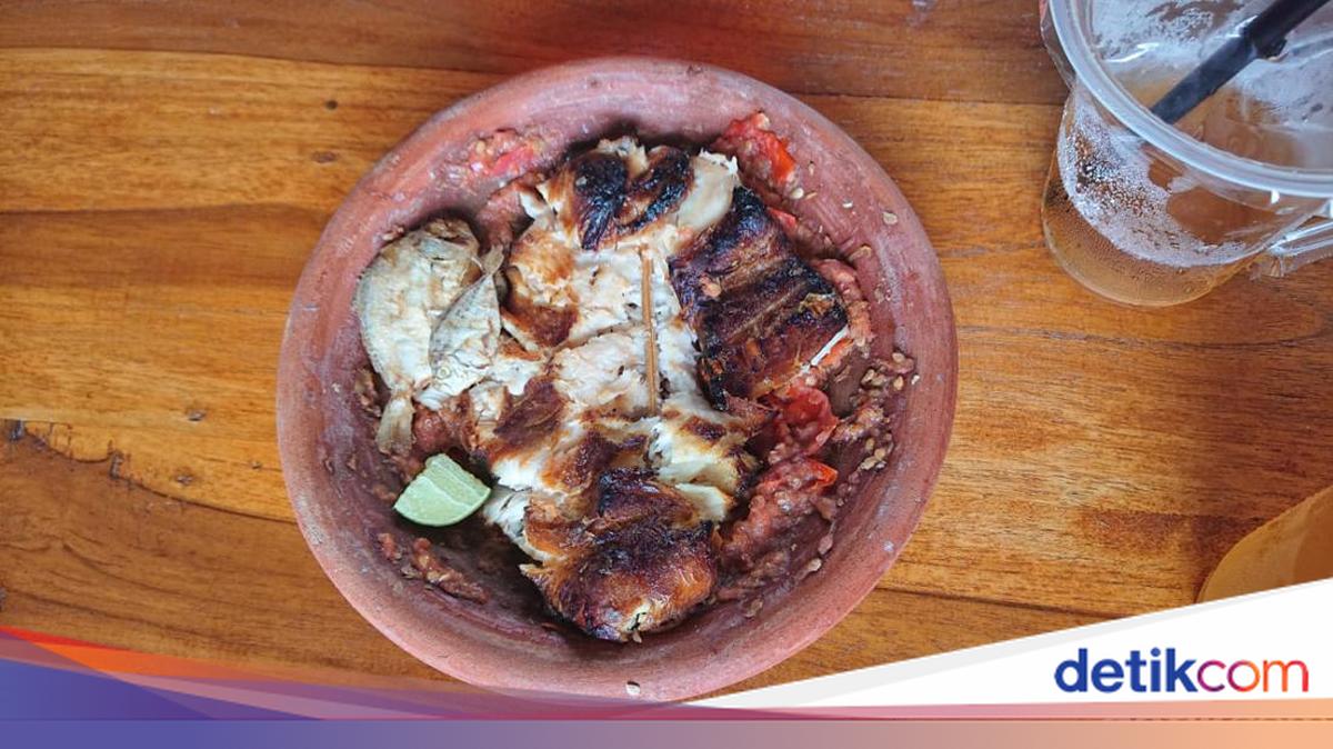 Murah Nikmat! Makan Serba Pedas Menyengat di 'Madhang Kemringet'