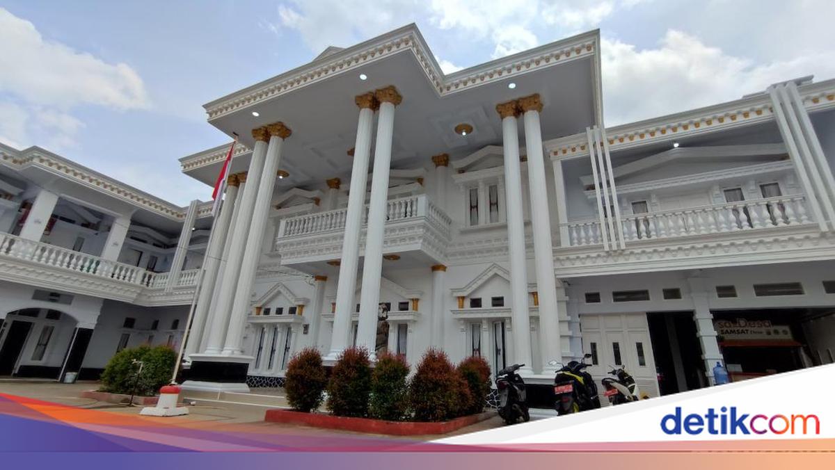 Melihat Kantor Desa di Ciamis yang Viral bak Istana Eropa
