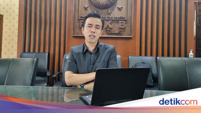 Simpatisan Dukung Prabowo-Gibran, PKB Jatim: Nabok Nyilih Tangan