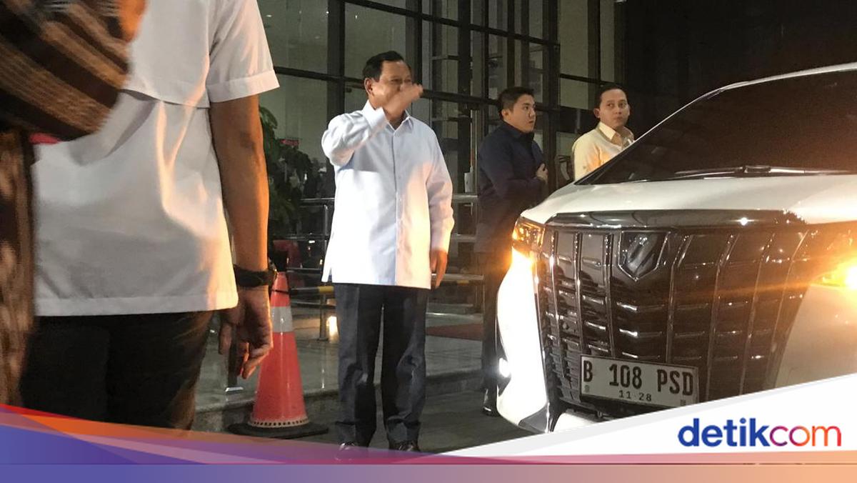 Berkemeja Biru, Prabowo-Gibran Hadiri Adu Gagasan Antikorupsi di KPK