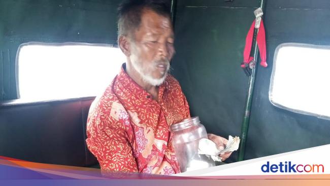 Momen Pengemis Viral Bawa Toples Penuh Uang Diamankan Satpol PP