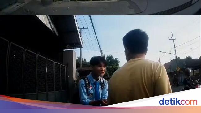 Kejar Mobil yang Ditabraknya Demi Minta Maaf, Siswa Ini Banjir Pujian