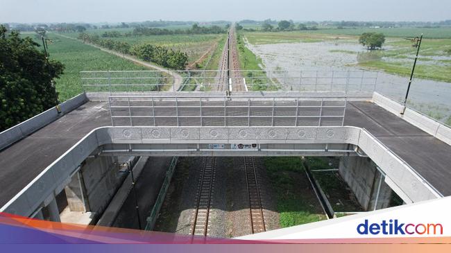 Pembangunan Flyover Krian-Kedinding Dikebut Demi Rel Ganda Mojokerto ...