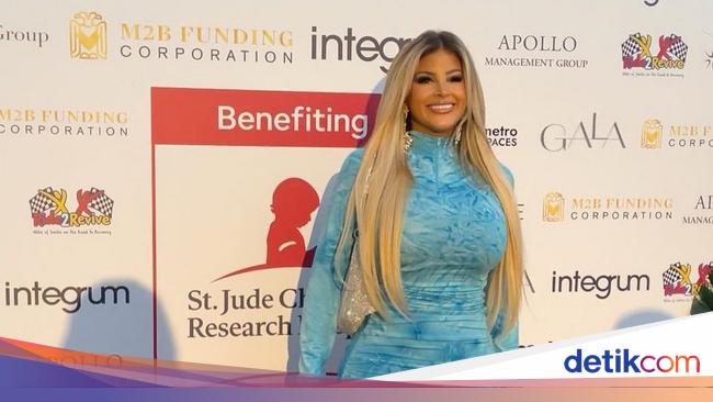 7 Potret Neyleen Ashley, Dulu Pemilik Payudara Terbesar Kini Lepas Implan