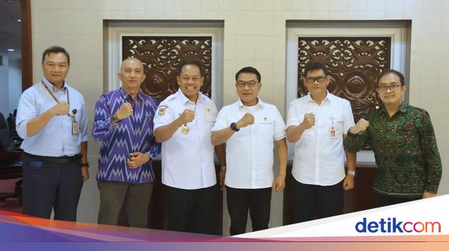 Bertemu Pj Gubernur Bali, KSP Moeldoko 'Tagih' Target Kendaraan Listrik