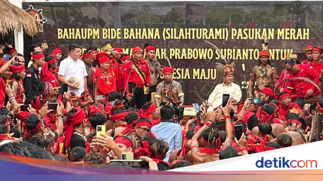 Panglima Jilah Minta Prabowo Lanjutkan IKN-Dorong Pengesahan Hutan Adat Panglima Jilah Minta Prabowo Lanjutkan IKN-Dorong Pengesahan Hutan Adat