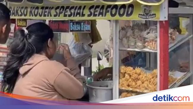 4 Rekomendasi Bakso Kojek Viral di Medan, Ada Kepiting Dibalut Bakso!