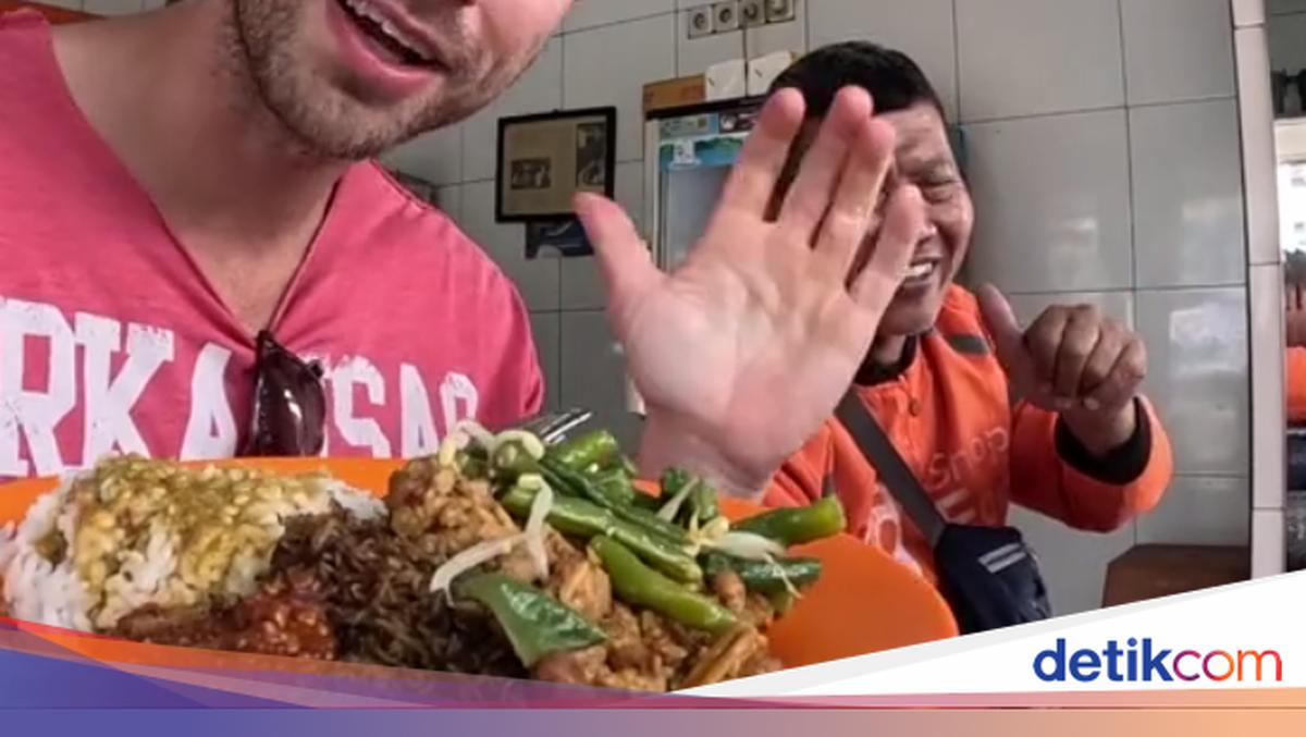 Cerita Bule-bule Jatuh Cinta dengan Menu Warteg hingga Telur Gulung