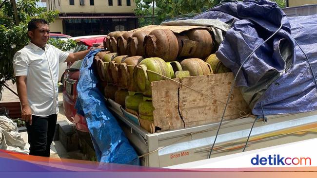 Polisi Gagalkan Penyelundupan 400 Tabung LPG 3 Kg-2 Ton BBM Subsidi di ... Polisi Gagalkan Penyelundupan 400 Tabung LPG 3 Kg-2 Ton BBM Subsidi di ...