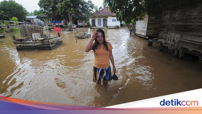 Usai Tiga Minggu Terendam, Banjir di Muaro Jambi Berangsur Surut