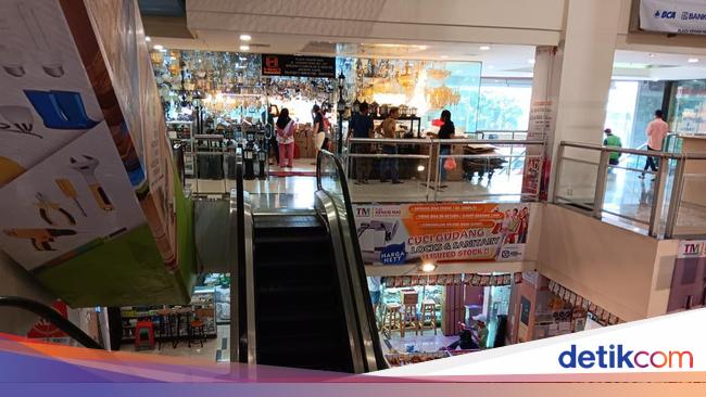 Mengintip Geliat Usaha di Pasar Kenari