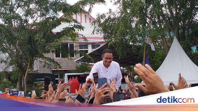 Anies: di Sana Didukung Konglomerat, di Sini Rakyat Memperjuangkan Keadilan