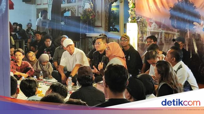 Hadiri Diskusi di Jogja, Ganjar Tawari Anak Muda Gabung Timnya