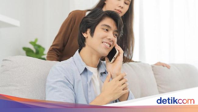 Orang Berkarakter Melankolis Ternyata Introvert dan Cenderung Curiga