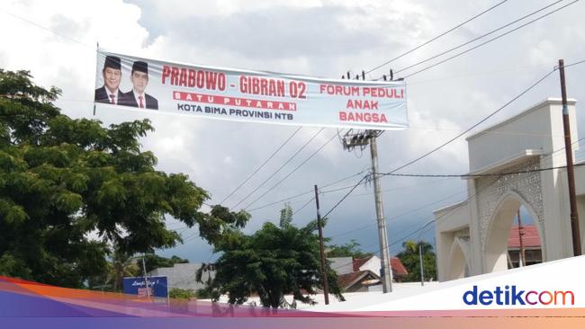 Spanduk Prabowo-Gibran Satu Putaran Marak di Kota Bima Spanduk Prabowo-Gibran Satu Putaran Marak di Kota Bima
