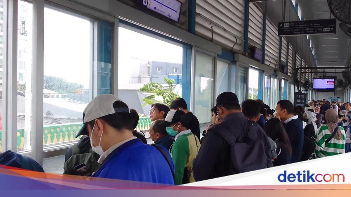 Kabar Gembira! Kini Bisa Cek Jadwal Bus TransJ Real Time di Google Maps