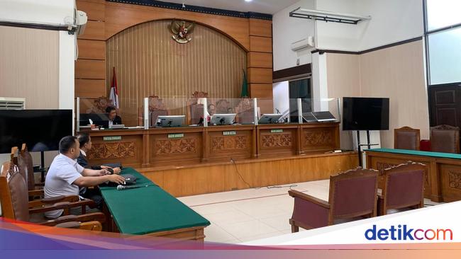 Hakim PN Jaksel Kabulkan Pencabutan Gugatan Praperadilan Firli Bahuri