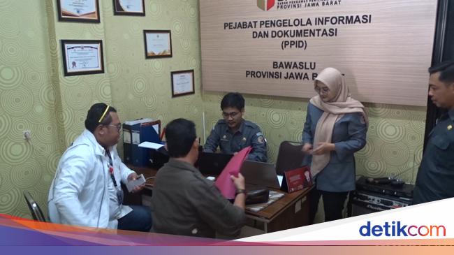 Diduga Langgar Jadwal Kampanye, Prabowo Dilaporkan ke Bawaslu Jabar Diduga Langgar Jadwal Kampanye, Prabowo Dilaporkan ke Bawaslu Jabar