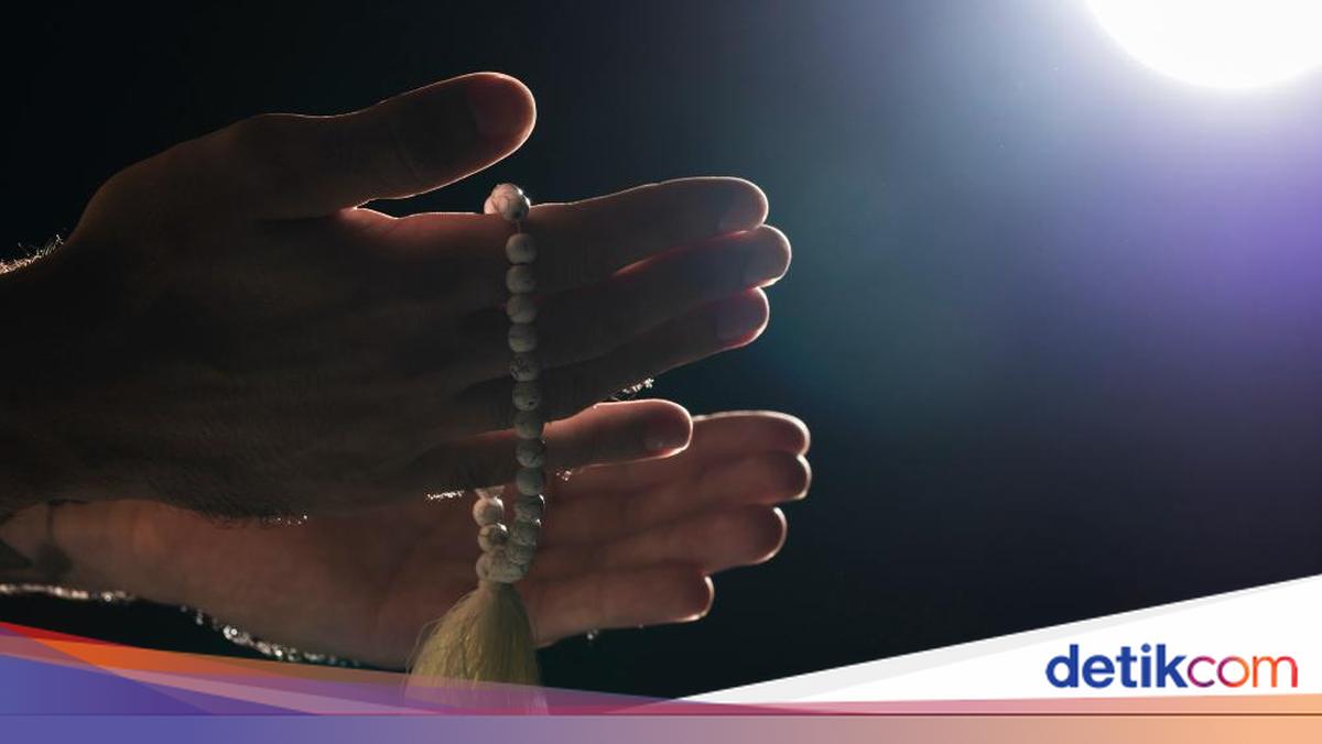 Susunan Bacaan Wirid setelah Sholat: Teks Arab, Latin, dan Artinya