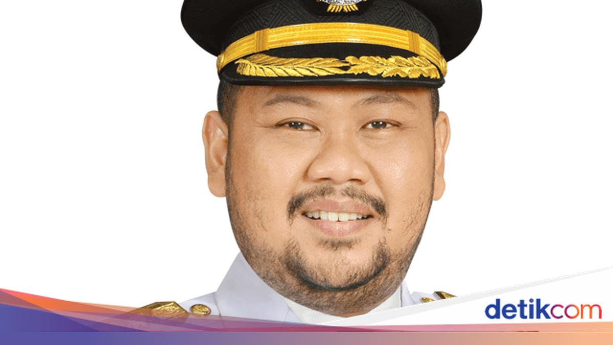 Profil Bupati Gresik Gus Yani yang Ikut Deklarasi Prabowo-Gibran
