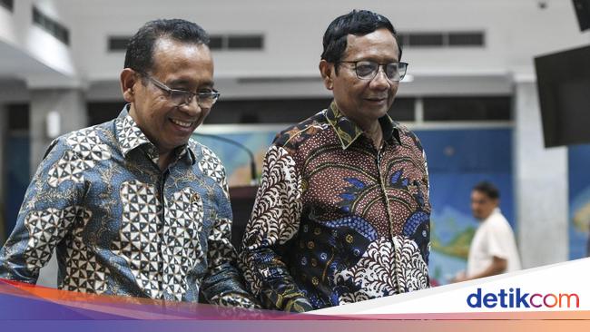 Foto: Mahfud Md Resmi Mengundurkan Diri dari Menko Polhukam