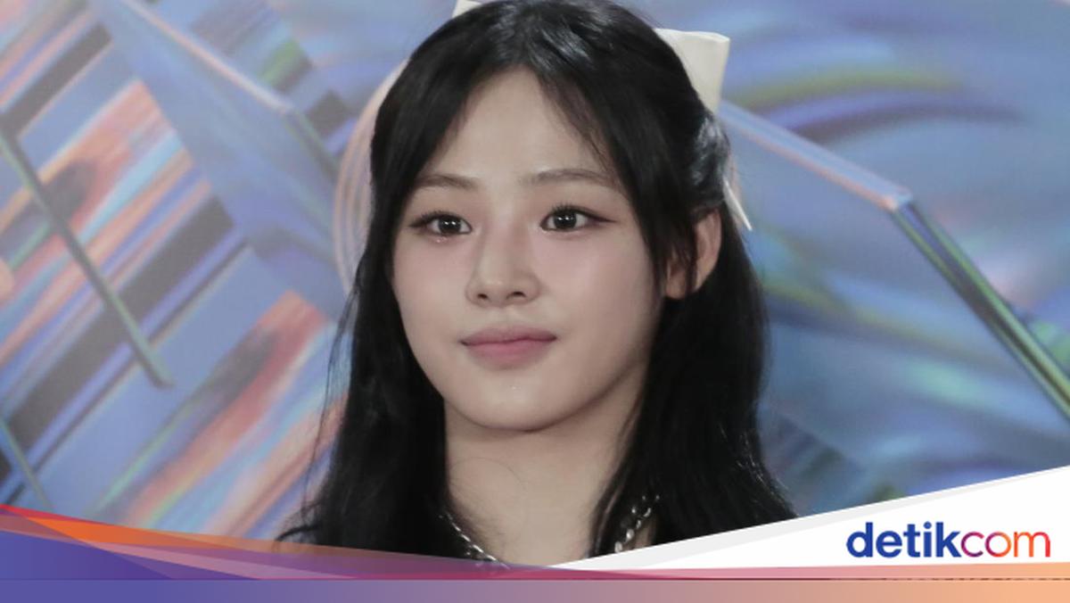 Minji NewJeans Diundang Doosan Bears Jadi Starting Pitcher