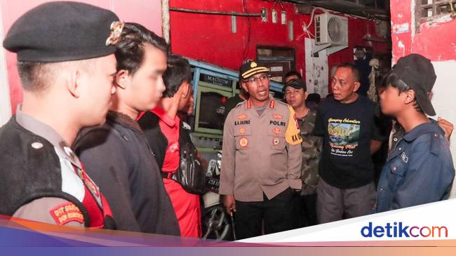 Polisi Amankan 4 Orang Provokator Tawuran di TPU Prumpung Jaktim