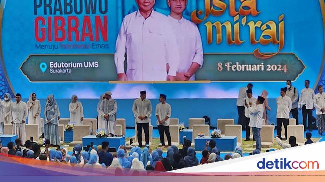 Gibran Rakabuming Raka and Khofifah Indar Parawansa Attend Isra Mikraj ...