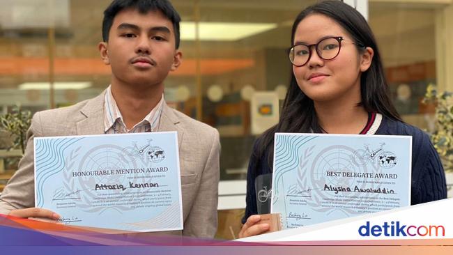 2 Siswa SMA Labschool Kebayoran Raih Penghargaan di Cambridge MUN 2024