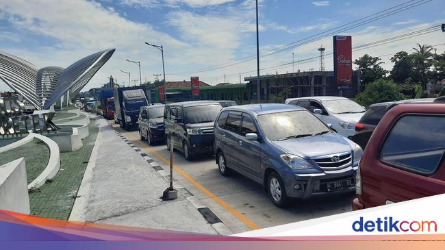 Fakta-fakta Jalur Kudus-Demak Lumpuh Total karena Banjir