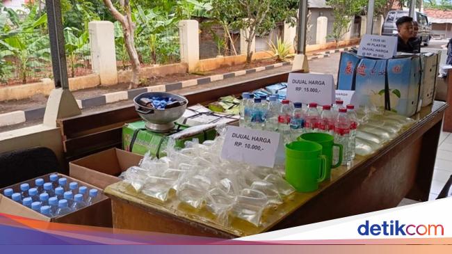 Polisi Bongkar Penjualan Miras Berkedok Warung Jamu di Banjar