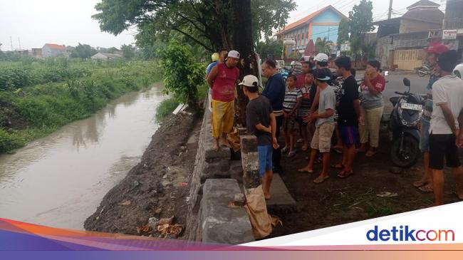 Bocah 11 Tahun Tewas Tenggelam di Sungai Pancarikan Mojokerto