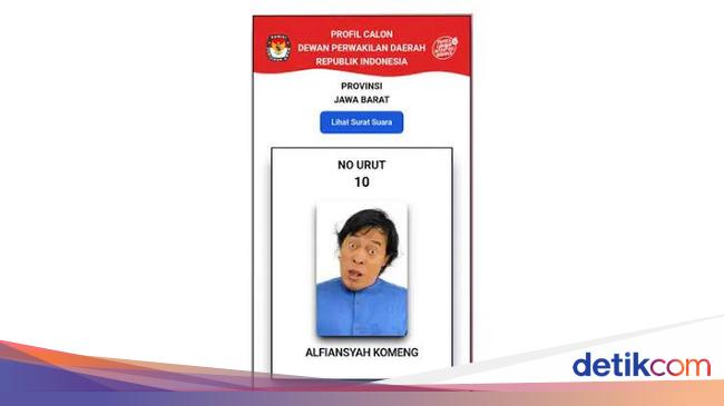 Foto Kocak Komeng di Surat Suara Hasil Selfie Sambil Manasin Mobil Foto Kocak Komeng di Surat Suara Hasil Selfie Sambil Manasin Mobil
