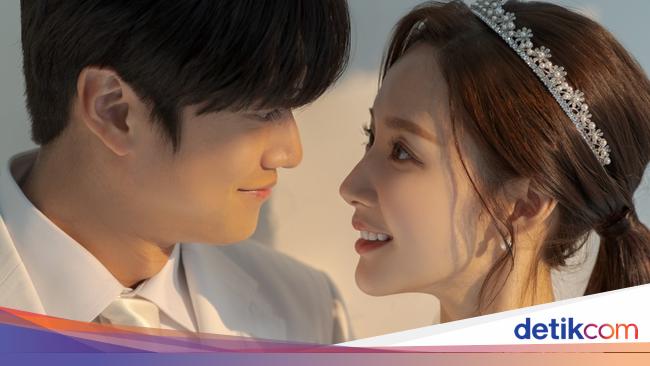 7 Foto Park Min Young dan Na In Woo Nikah, Happy Ending di Marry My Husband