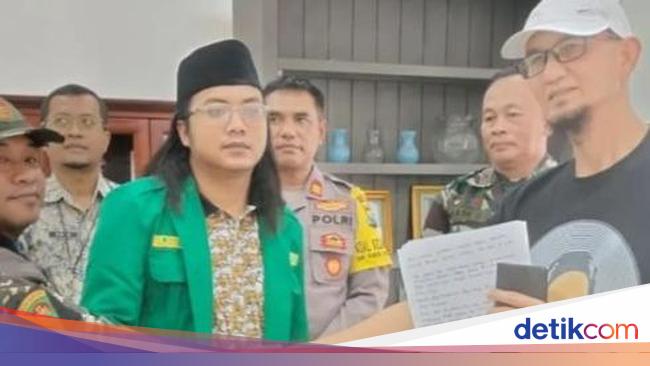 Ansor Surabaya Bantah Bubarkan Pengajian Riza Basalamah, Ini Penjelasannya