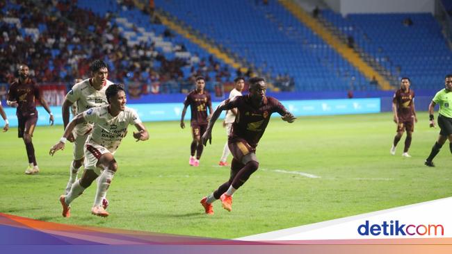 Klasemen Liga 1 Usai PSM Makassar Ditahan Imbang Bali United Klasemen Liga 1 Usai PSM Makassar Ditahan Imbang Bali United