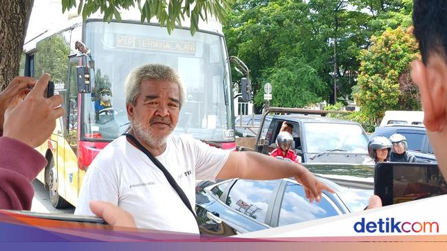 Kondisi Sopir Pikap yang Tewas Saat Nyetir: Mulut Berbusa-Dada Memar