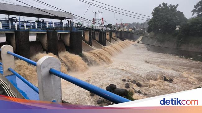 Ini Penyebab Pintu Penguras Bendung Katulampa Bogor Jebol