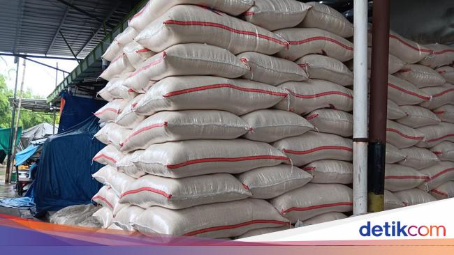 Stok Beras Dipastikan Aman Sampai Lebaran, Berapa Harganya?