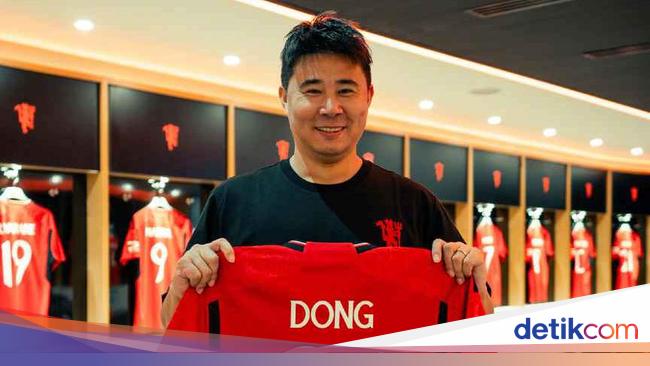 Nasib Terkini Eks Pemain MU Dong Fangzhuo