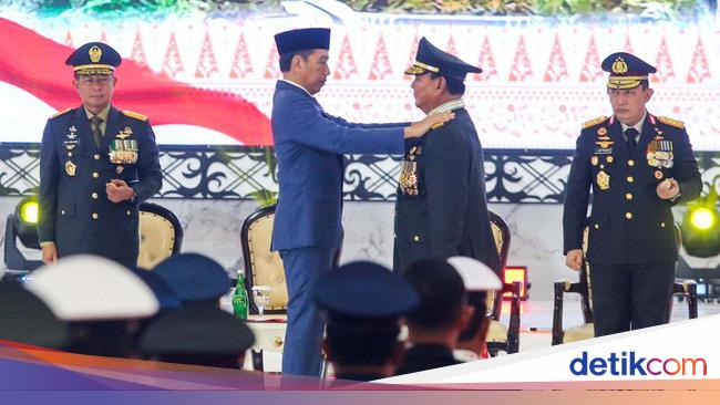 Tentang Pangkat Jenderal TNI Kehormatan (HOR) dan Aturannya