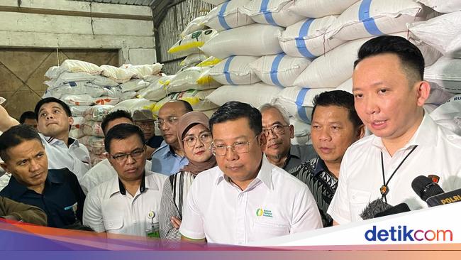 Bapanas-Polda Metro Cek Stok Beras di Pasar Induk Beras Cipinang Bapanas-Polda Metro Cek Stok Beras di Pasar Induk Beras Cipinang