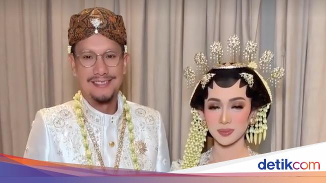 Perjalanan Cinta Angga Puradiredja & Dewi Andarini dari Panggung ke ...