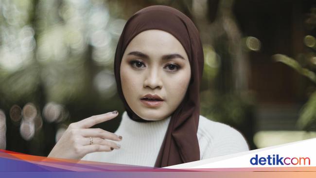 Lirik Lagu Boleh Juga Salma Salsabil, 'Dan Dapat Kau Baca, Mataku Bicara'