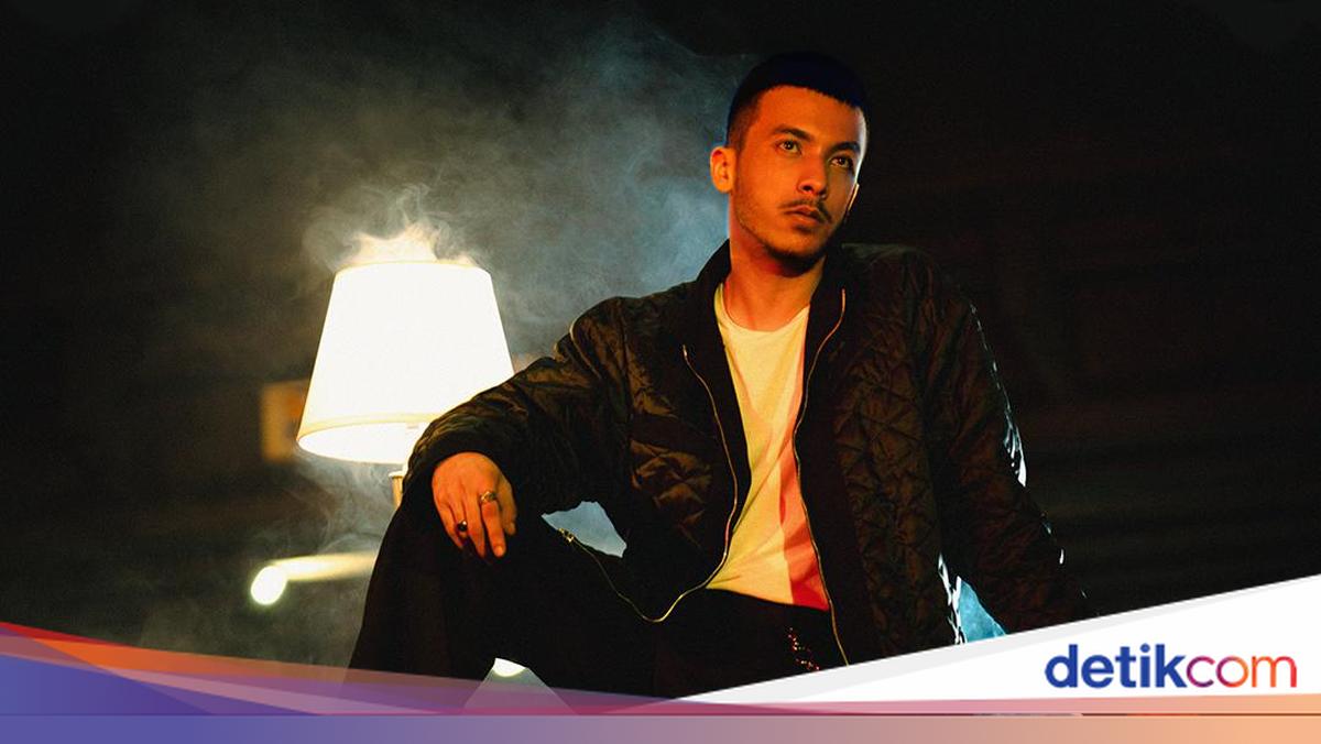 Lirik Somebody Pleasure beserta Terjemah dan Chordnya, Lagu dari Aziz Hedra