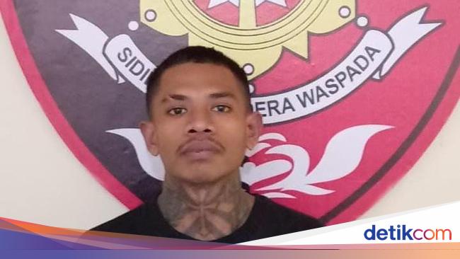 Apes! Pria di Denpasar Ditangkap-Diikat Warga Saat Kepergok Curi Aki Mobil Apes! Pria di Denpasar Ditangkap-Diikat Warga Saat Kepergok Curi Aki Mobil